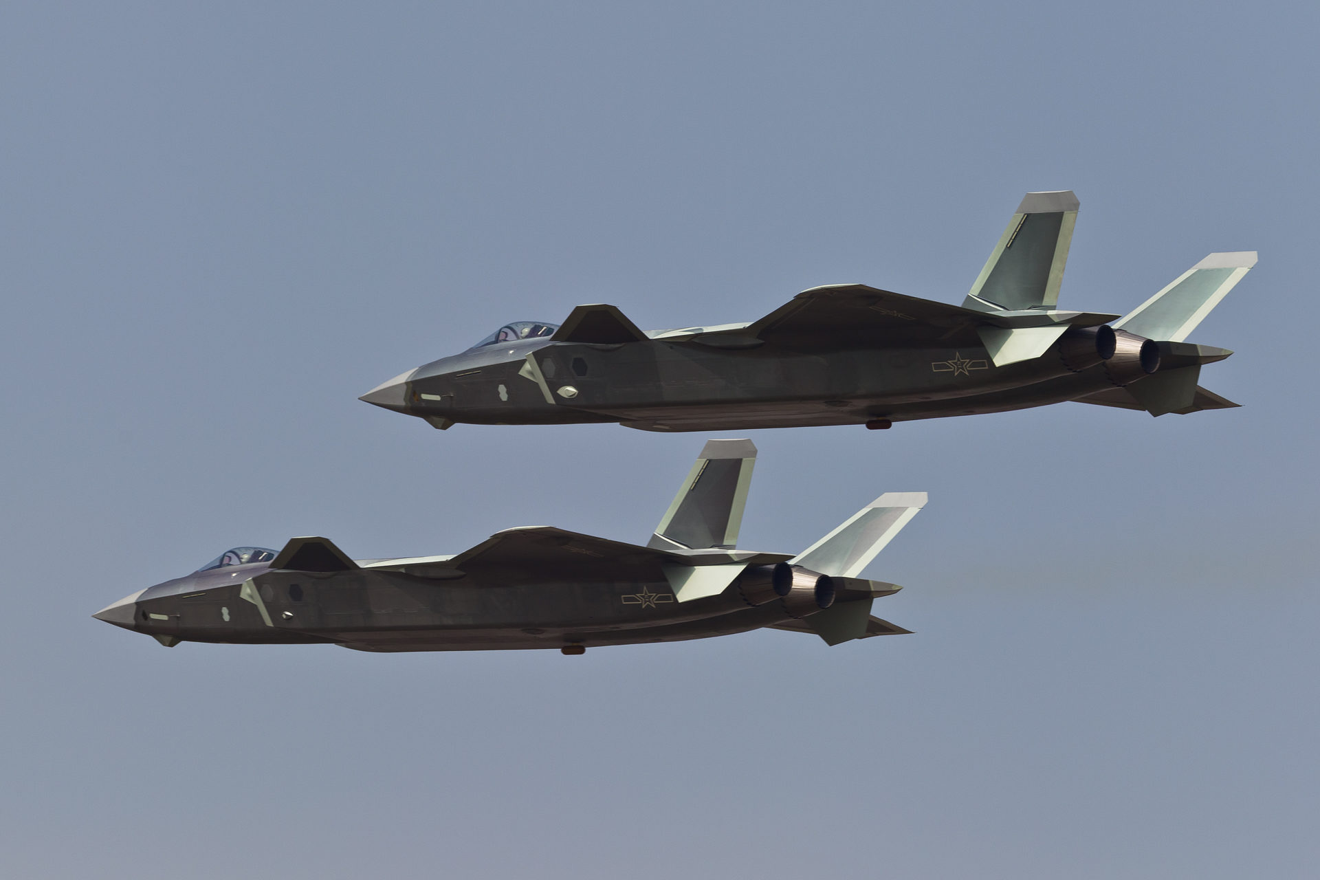 AVIONEWS - World Aeronautical Press Agency - Two Chengdu J-20 aircraft ...